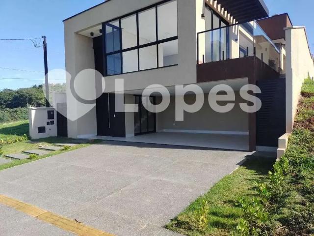 Casa / Sobrado em Condomínio para Venda em Senador Canedo/GO Condomínio Alto da Boa Vista 3 Quartos