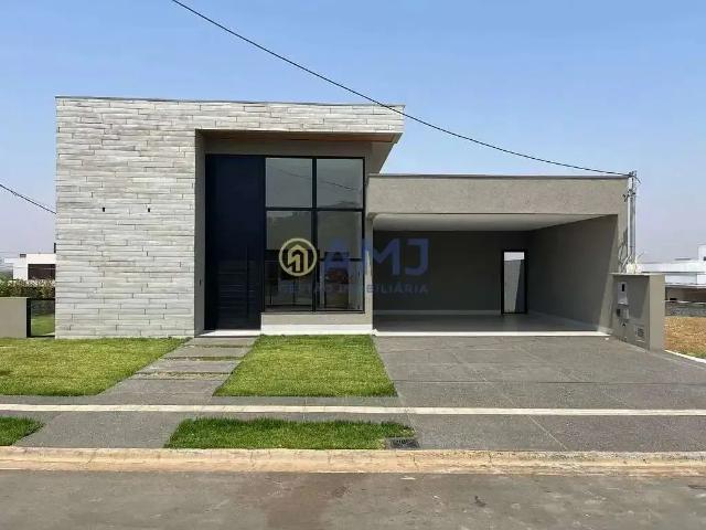 Casa / Sobrado em Condomínio para Venda em Senador Canedo/GO Jardins Capri 4 Quartos