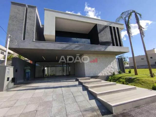 Casa / Sobrado em Condomínio para Venda em Senador Canedo/GO Jardins Capri 4 Quartos