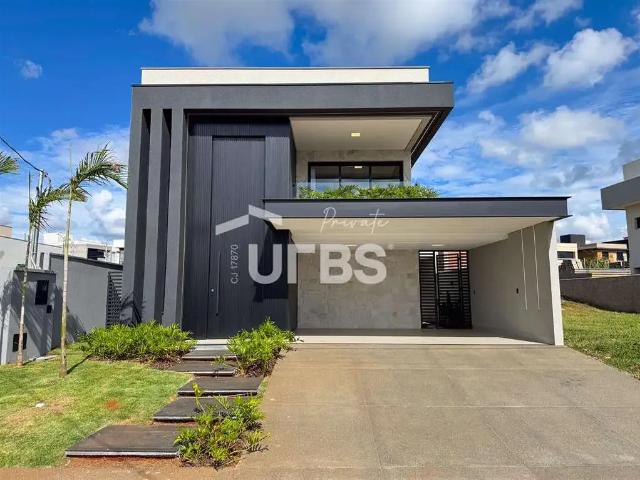 Casa / Sobrado em Condomínio para Venda em Senador Canedo/GO Jardins Capri 4 Quartos