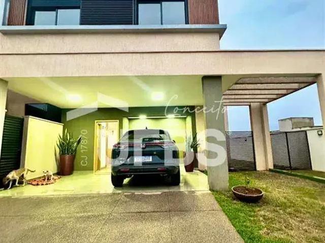 Casa / Sobrado em Condomínio para Venda em Senador Canedo/GO Jardins Capri 4 Quartos