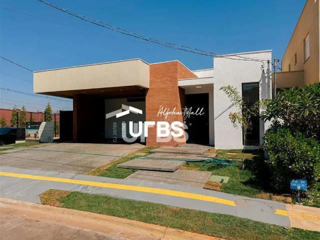 Casa / Sobrado em Condomínio para Venda em Senador Canedo/GO Jardins Capri 3 Quartos