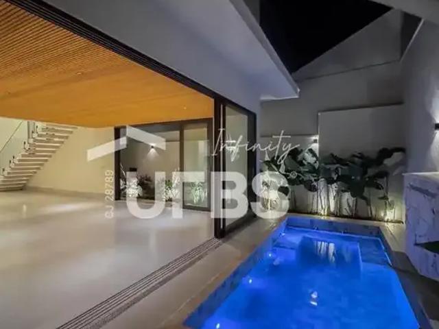 Casa / Sobrado em Condomínio para Venda em Senador Canedo/GO Jardins Capri 3 Quartos