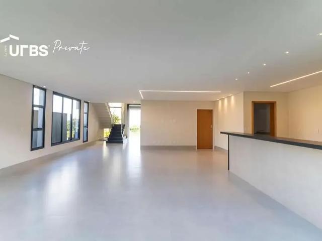 Casa / Sobrado em Condomínio para Venda em Senador Canedo/GO Jardins Capri 3 Quartos