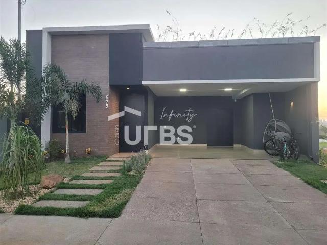 Casa / Sobrado em Condomínio para Venda em Senador Canedo/GO Jardins Capri 3 Quartos