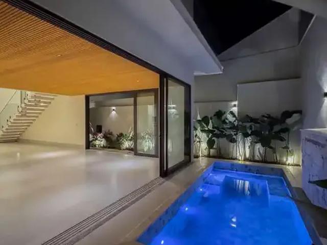 Casa / Sobrado em Condomínio para Venda em Senador Canedo/GO Jardins Capri 3 Quartos