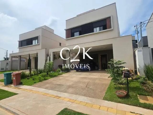 Casa / Sobrado em Condomínio para Venda em Senador Canedo/GO Jardins Parma 4 Quartos