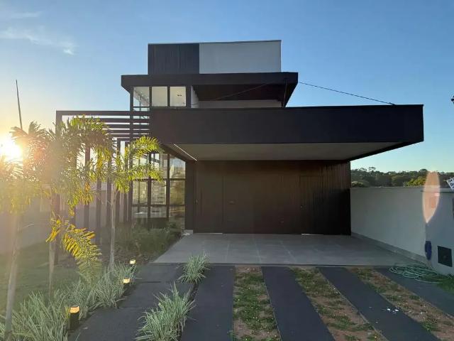 Casa / Sobrado em Condomínio para Venda em Senador Canedo/GO Jardins Parma 3 Quartos