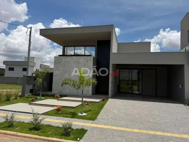 Casa / Sobrado em Condomínio para Venda em Senador Canedo/GO Jardins Porto 3 Quartos
