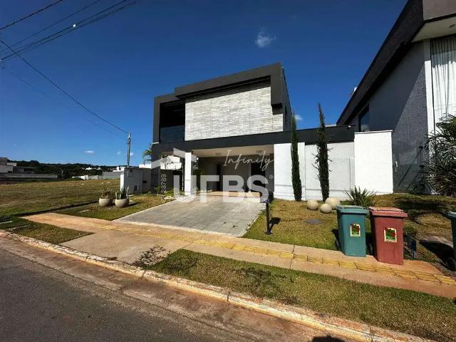 Casa / Sobrado em Condomínio para Venda em Senador Canedo/GO Jardins Porto 3 Quartos