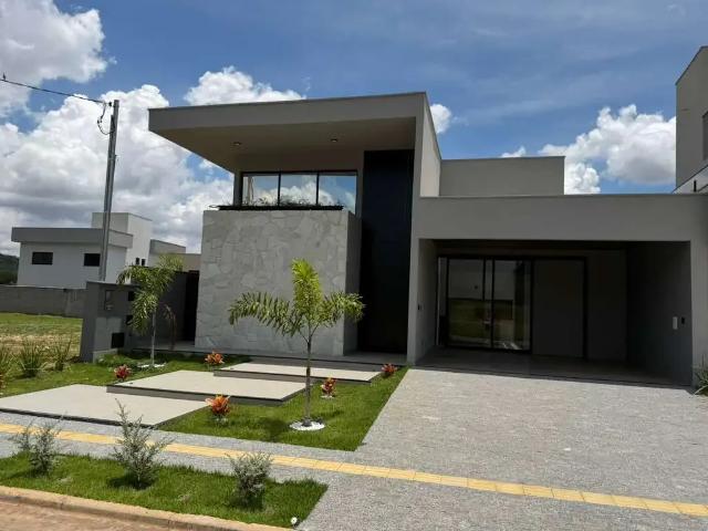 Casa / Sobrado em Condomínio para Venda em Senador Canedo/GO Jardins Porto 3 Quartos
