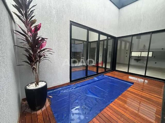 Casa / Sobrado em Condomínio para Venda em Senador Canedo/GO Jardins Porto 3 Quartos