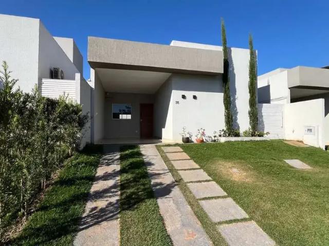 Casa / Sobrado em Condomínio para Venda em Senador Canedo/GO Sítios Vale das Brisas 3 Quartos