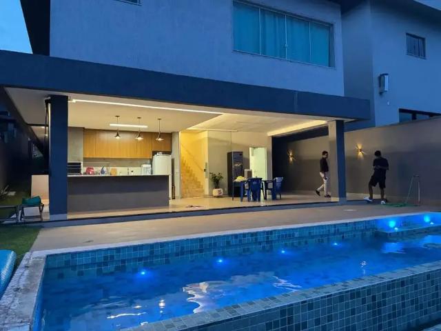 Casa / Sobrado em Condomínio para Venda em Senador Canedo/GO Residencial Vale Verde 4 Quartos