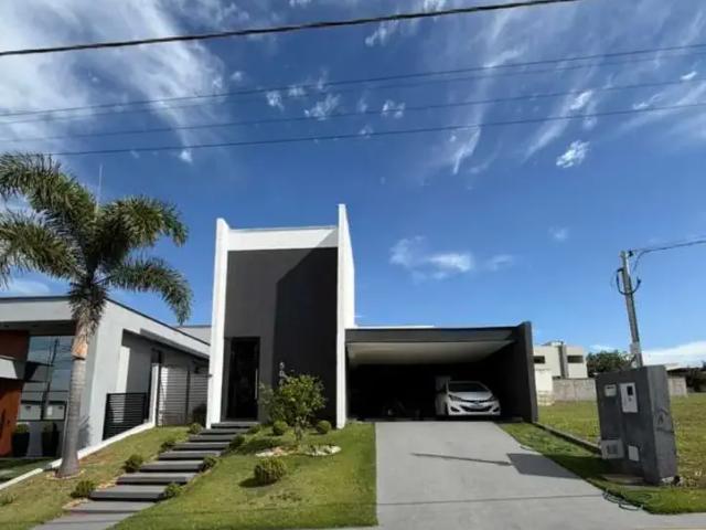 Casa / Sobrado em Condomínio para Venda em Senador Canedo/GO Terras Alpha Residencial 1 3 Quartos