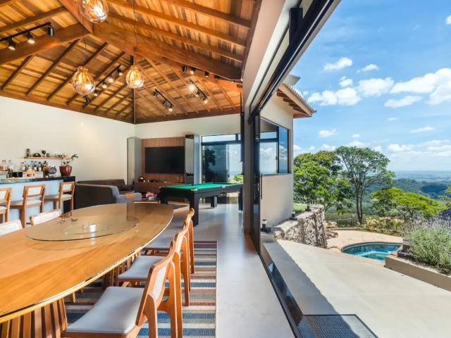 Casa / Sobrado em Condomínio para Venda em Serra Negra/SP Monte Sankhya 4 Quartos