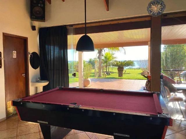 Casa / Sobrado em Condomínio para Venda em Sertaneja/PR Centro 4 Quartos