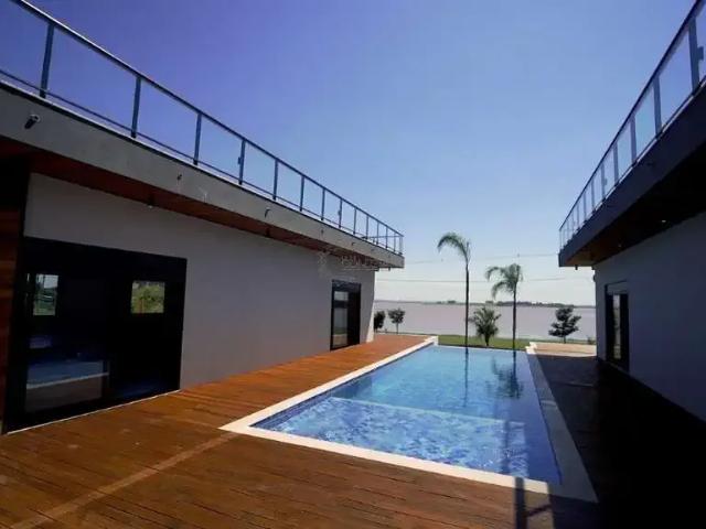 Casa / Sobrado em Condomínio para Venda em Sertaneja/PR Centro 4 Quartos