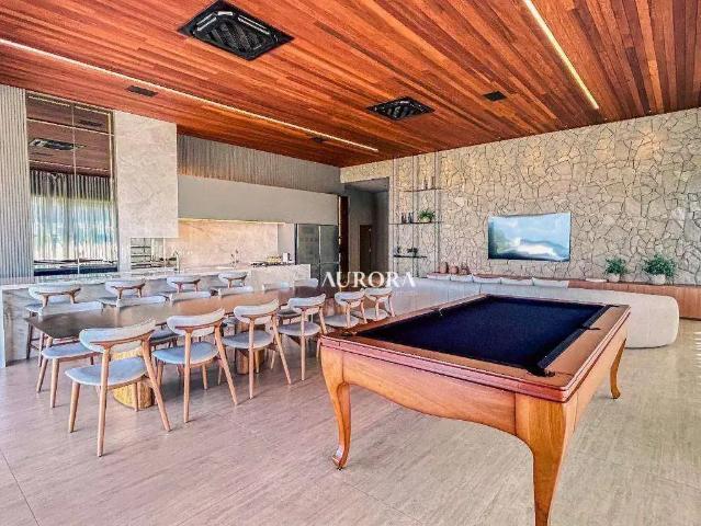 Casa / Sobrado em Condomínio para Venda em Sertaneja/PR Centro 5 Quartos