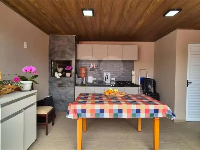 Casa / Sobrado em Condomínio para Venda em Sorocaba/SP Conjunto Habitacional Júlio de Mesquita Filho 2 Quartos