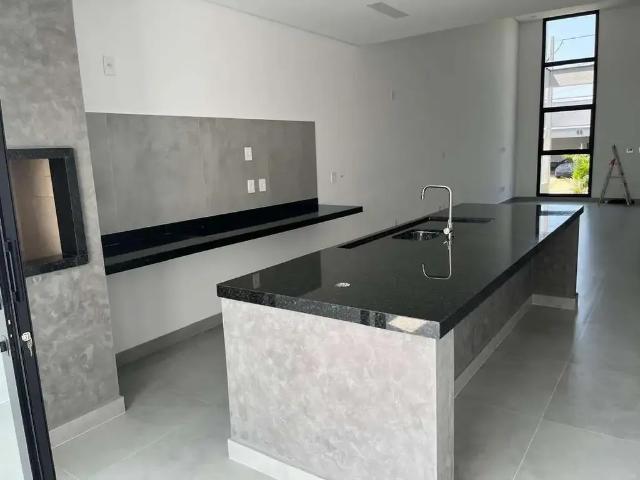 Casa / Sobrado em Condomínio para Venda em Sorocaba/SP Cajuru do Sul 3 Quartos