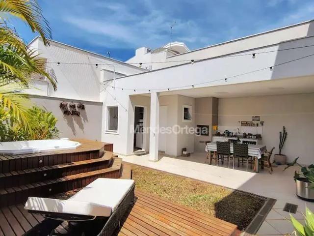 Casa / Sobrado em Condomínio para Venda em Sorocaba/SP Chácaras Reunidas São Jorge 3 Quartos