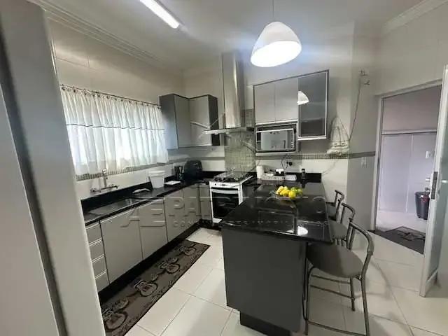 Casa / Sobrado em Condomínio para Venda em Sorocaba/SP Alto da Boa Vista 4 Quartos