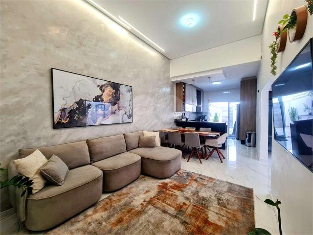 Casa / Sobrado em Condomínio para Venda em Sorocaba/SP Horto Florestal 3 Quartos
