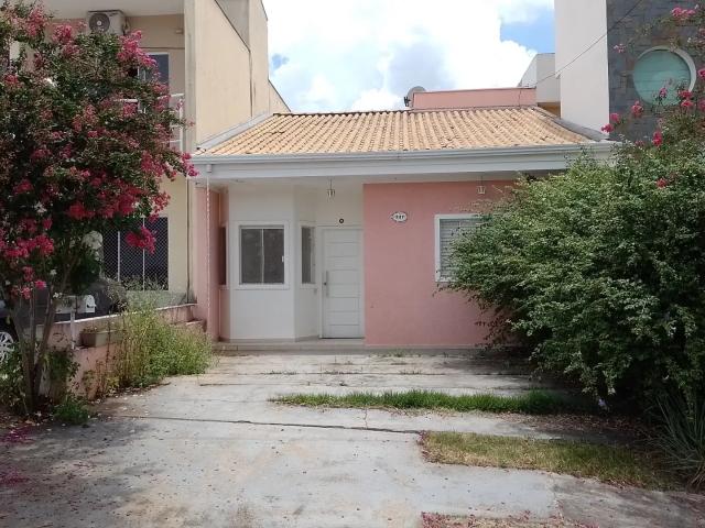 Casa / Sobrado em Condomínio para Venda em Sorocaba/SP Horto Florestal 3 Quartos