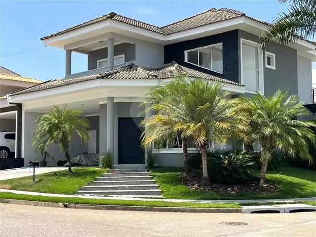 Casa / Sobrado em Condomínio para Venda em Sorocaba/SP Iporanga 4 Quartos