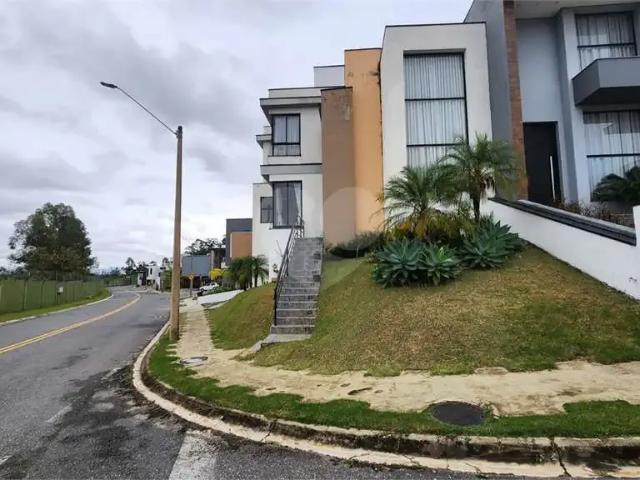 Casa / Sobrado em Condomínio para Venda em Sorocaba/SP Morros 4 Quartos