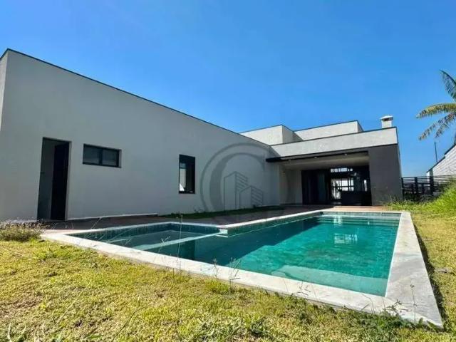 Casa / Sobrado em Condomínio para Venda em Sorocaba/SP Residencial Saint Patrick 4 Quartos