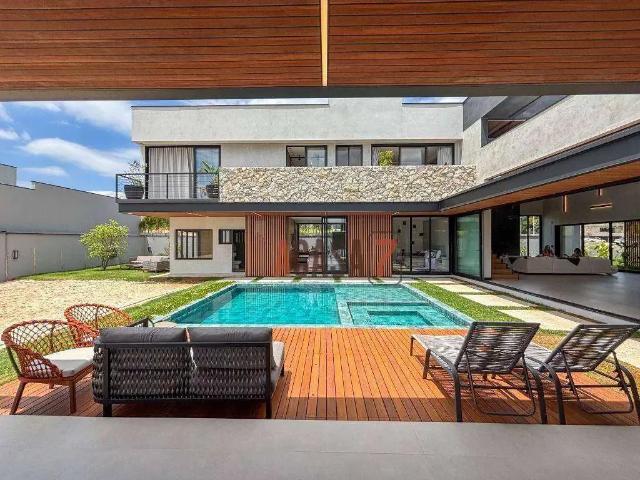 Casa / Sobrado em Condomínio para Venda em Sorocaba/SP Residencial Saint Patrick 4 Quartos