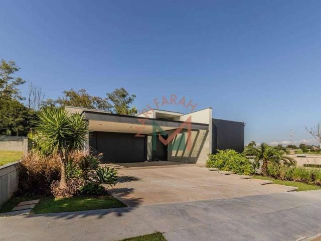 Casa / Sobrado em Condomínio para Venda em Sorocaba/SP Residencial Saint Patrick 4 Quartos