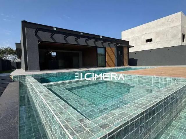 Casa / Sobrado em Condomínio para Venda em Sorocaba/SP Residencial Saint Patrick 4 Quartos