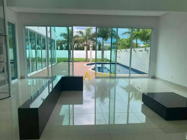 Casa / Sobrado em Condomínio para Venda em Sorocaba/SP Residencial Saint Patrick 5 Quartos
