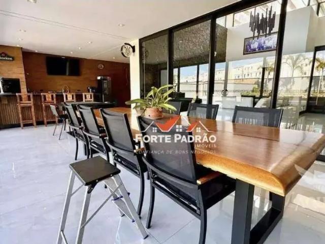 Casa / Sobrado em Condomínio para Venda em Sorocaba/SP Residencial Saint Patrick 3 Quartos