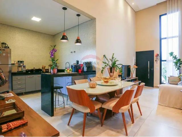 Casa / Sobrado em Condomínio para Venda em Sorocaba/SP Wanel Ville 3 Quartos