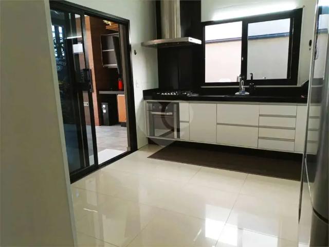Casa / Sobrado em Condomínio para Venda em Sorocaba/SP Wanel Ville 3 Quartos