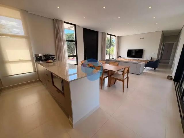 Casa / Sobrado em Condomínio para Venda em Sorocaba/SP Wanel Ville 3 Quartos