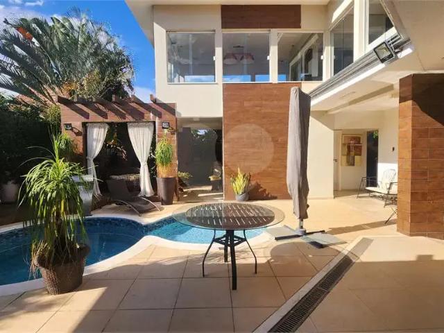Casa / Sobrado em Condomínio para Venda em Sorocaba/SP Vivendas do Lago 3 Quartos