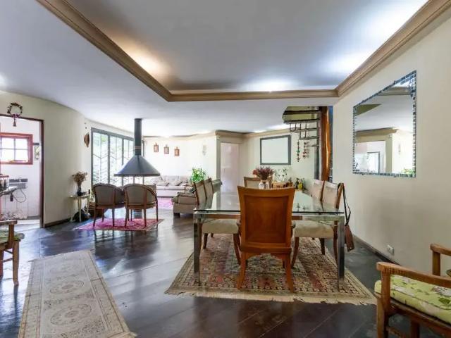 Casa / Sobrado em Condomínio para Venda em Taboão da Serra/SP Condomínio Iolanda 3 Quartos