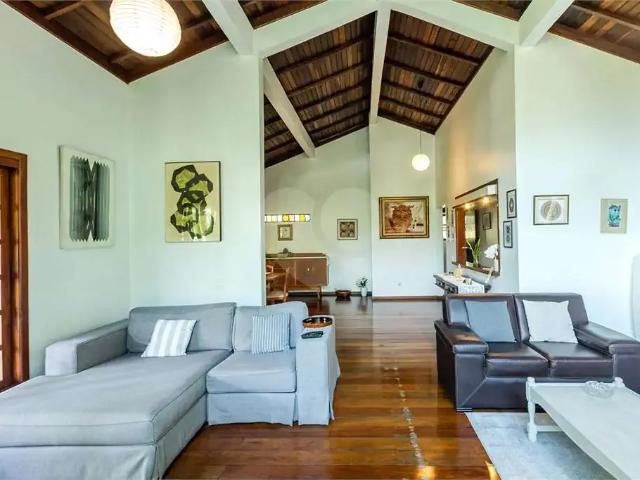 Casa / Sobrado em Condomínio para Venda em Taboão da Serra/SP Condomínio Iolanda 3 Quartos