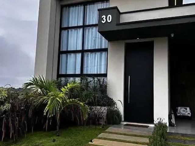 Casa / Sobrado em Condomínio para Venda em Taubaté/SP Vale dos Cristais 3 Quartos
