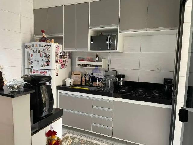 Casa / Sobrado em Condomínio para Venda em Taubaté/SP Vila dos Comerciários 2 3 Quartos
