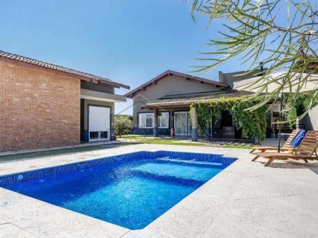 Casa / Sobrado em Condomínio para Venda em Taubaté/SP Chácaras Cataguá 4 Quartos