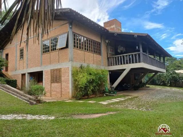 Casa / Sobrado em Condomínio para Venda em Taubaté/SP Chácaras Cataguá 5 Quartos
