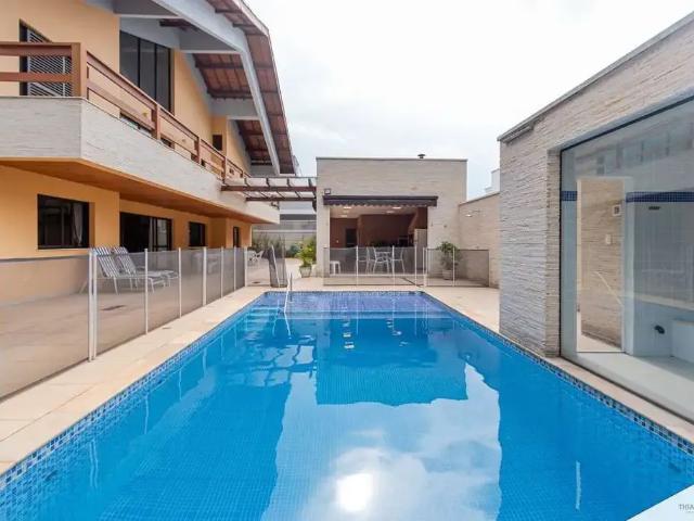 Casa / Sobrado em Condomínio para Venda em Taubaté/SP Condomínio San Marco 5 Quartos