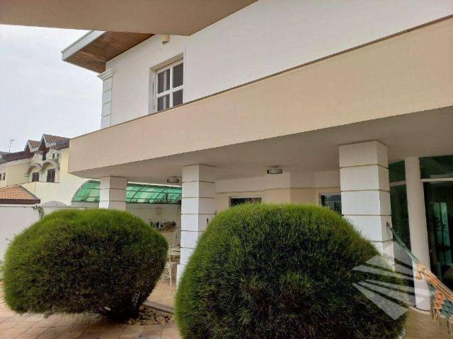 Casa / Sobrado em Condomínio para Venda em Taubaté/SP Esplanada Independência 5 Quartos