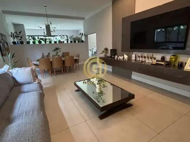 Casa / Sobrado em Condomínio para Venda em Taubaté/SP Itapecerica 4 Quartos